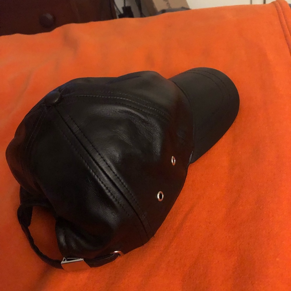 100% Leather Hat. New With Receipt - Gem
